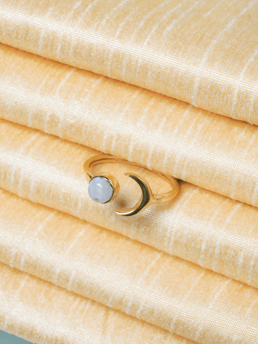 Crescent Stone Ring – QUEENS JEWELS